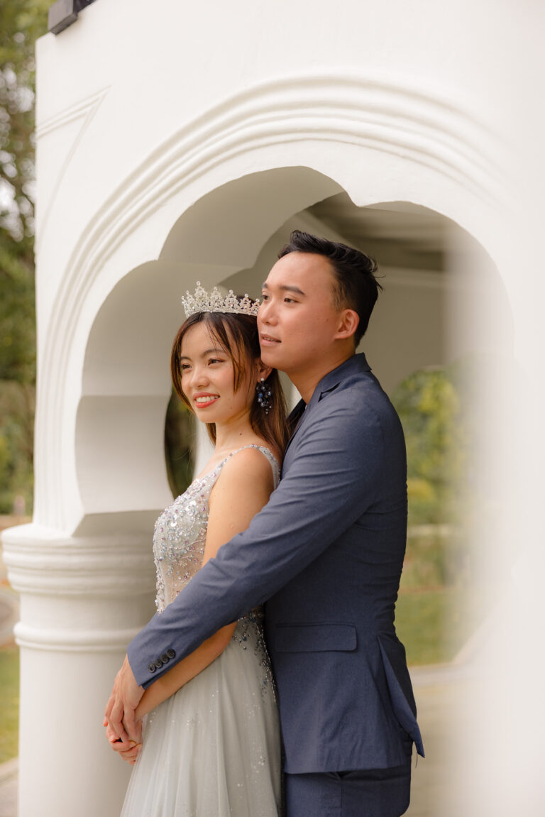 Dreamy prewedding photoshoot at Gallop Extension, Botanic Gardens